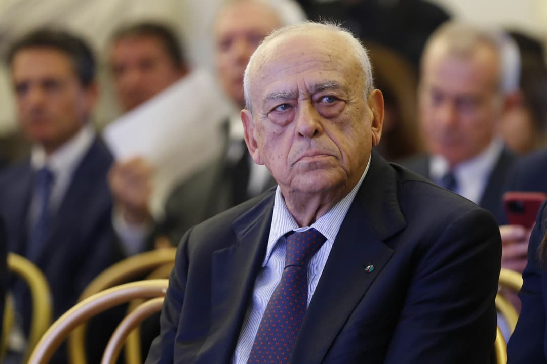 A Napoli il primo museo di Jago, lo scultore italiano che il Guardian ...