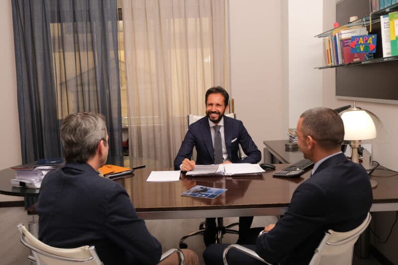 Accenture investe nella difesa italiana: vuole acquisire l’area Ips di ...