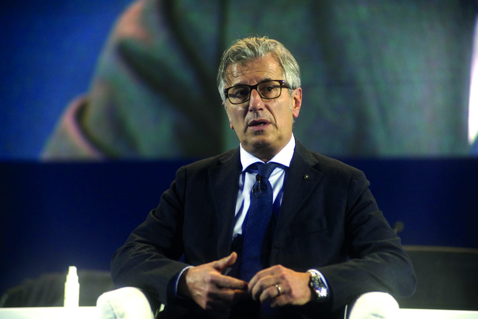 Crédit Agricole, l'ascesa di Maioli: il banchiere che voleva fare il ...