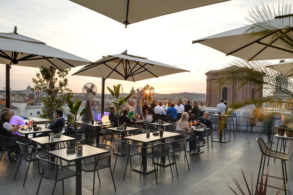 La Grande Bellezza vista dall’alto: i 10 migliori rooftop bar e ...